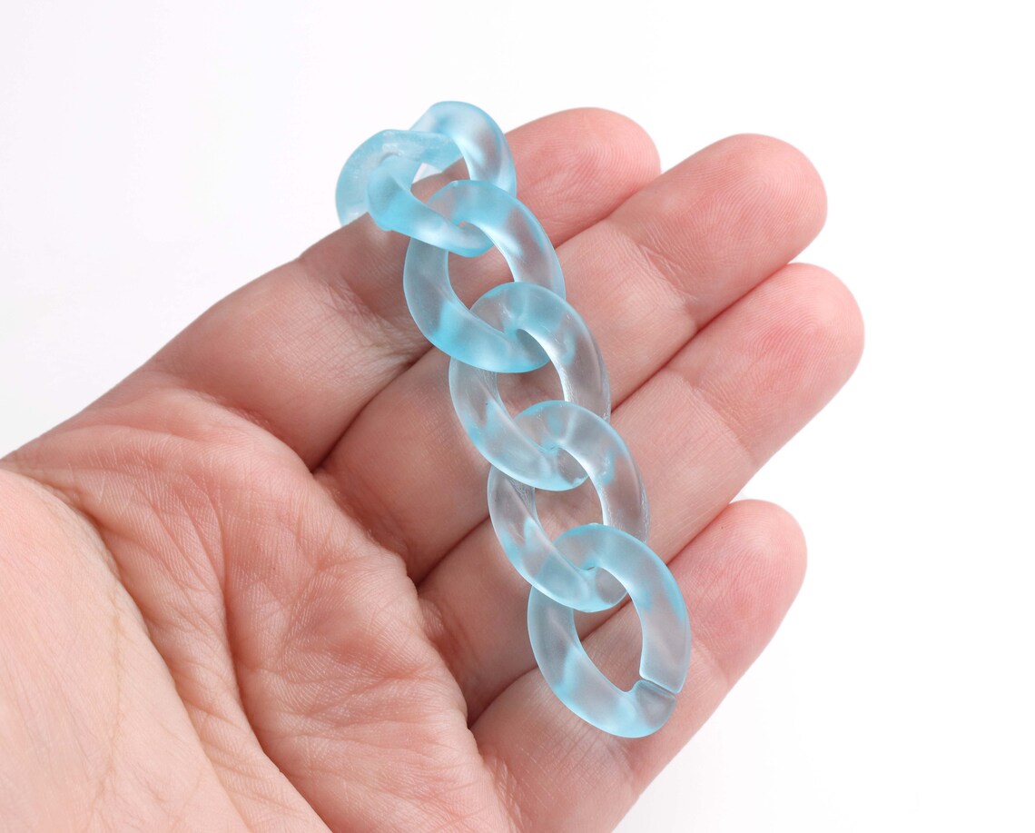 1ft Frosted Acrylic Chain Links in Ice Blue, 23 X 17mm, Matte ...