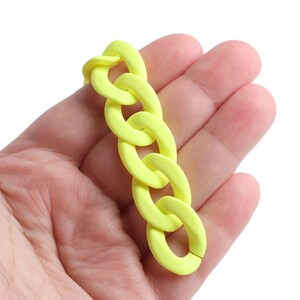 1ft Matte Neon Yellow Plastic Chain Links, 24 X 17mm, Cuban Link ...