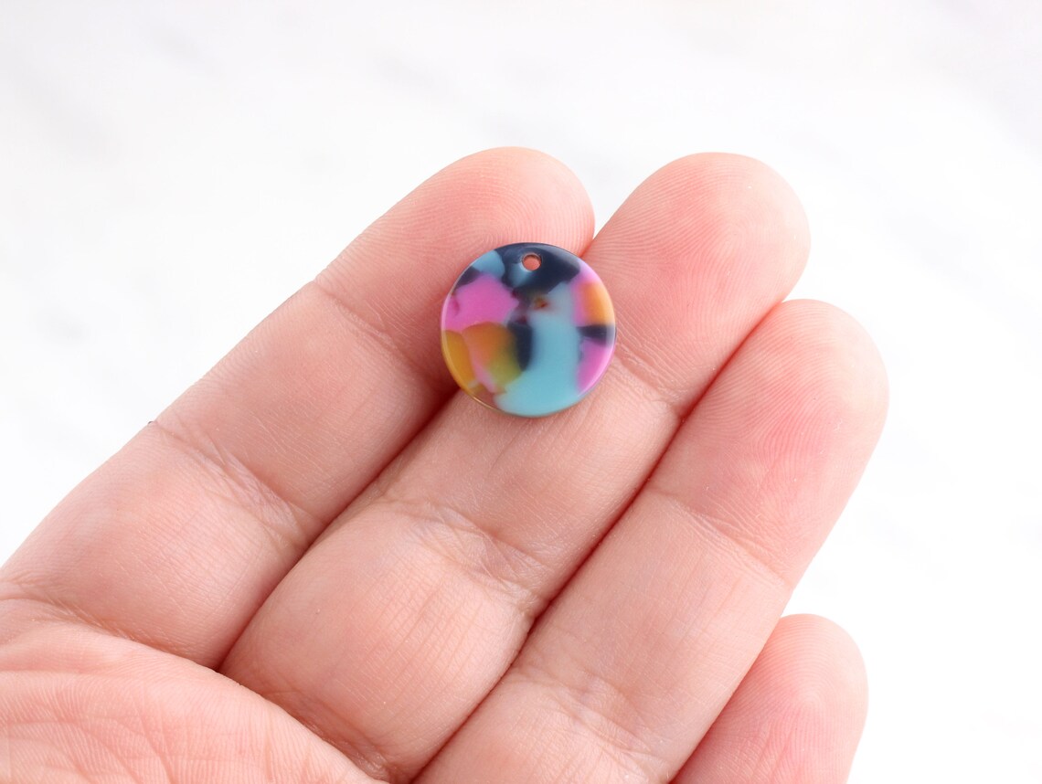 4 Small Round Discs 15mm, Geometric Charms, Light Blue Yellow Pink ...