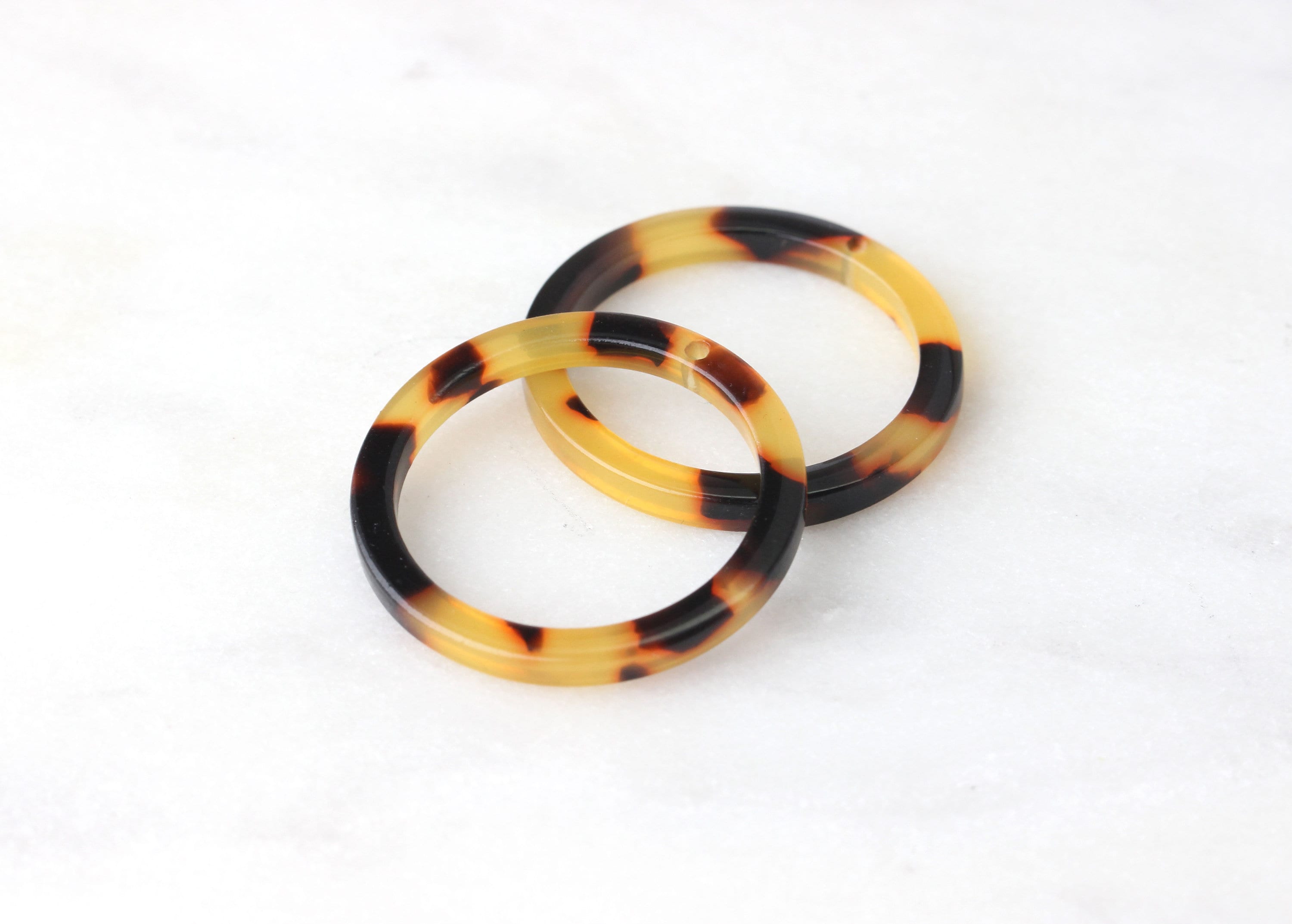 4 Flat Circle Rings in Tortoise Shell Colors, 1" Rings Tortoise Jewelry ...