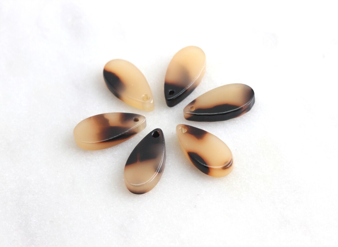 4 Blonde Tortoise Shell Teardrop Charm 7x14mm, Tiny Teardrop Beads ...