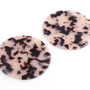 1 White Tortoise Shell Circle With No Hole, 2.5" Inch, Resin Coaster ...