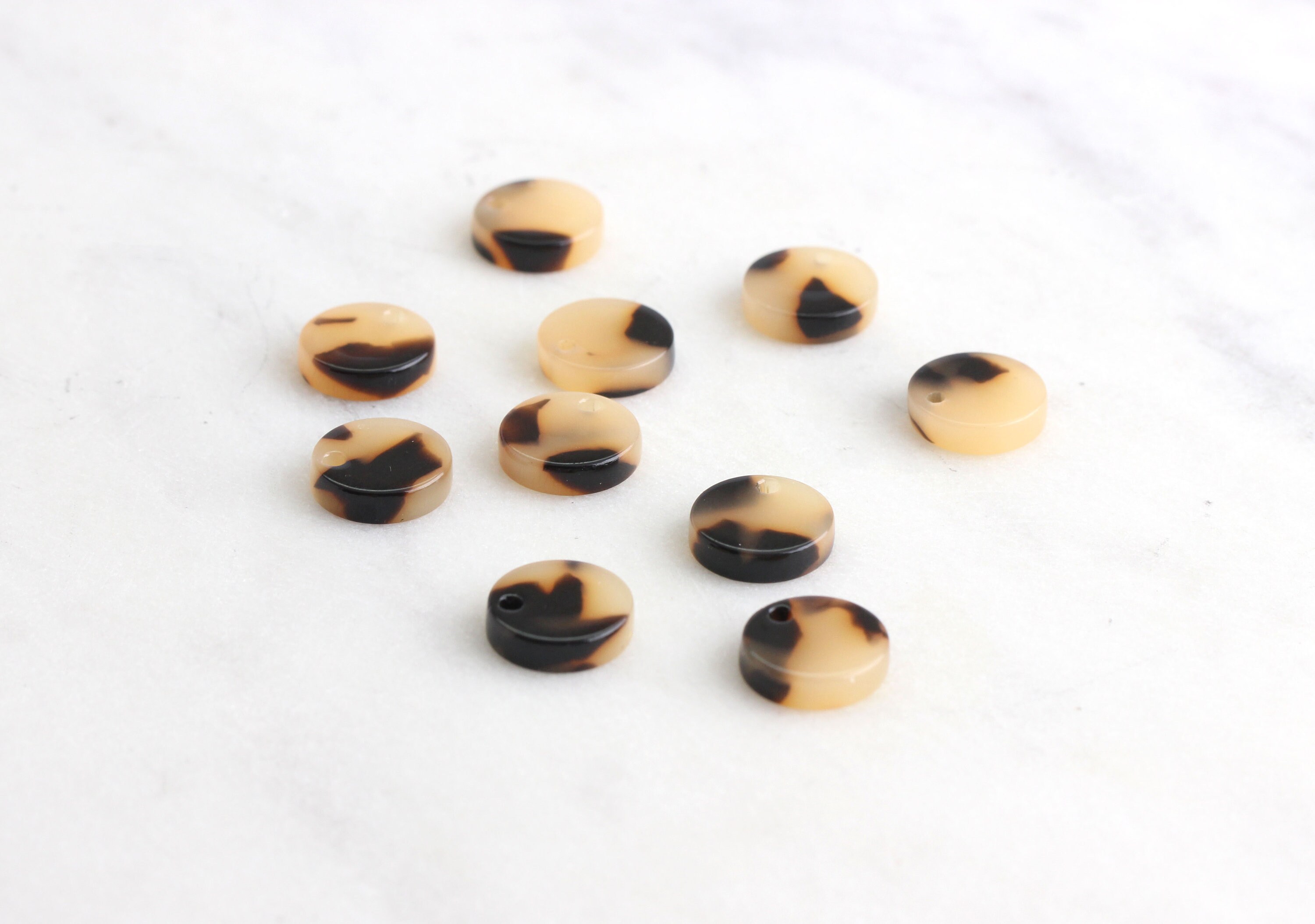 4 Blonde Tortoise Shell Charm, Small Round Coin, Marble Yellow Tortoise ...