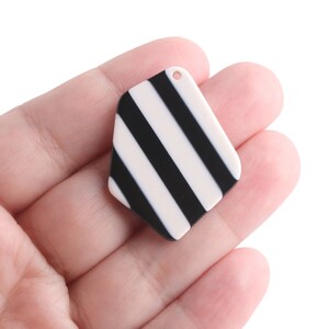 2 Geometric Pendants With Black and White Stripes, 37 X 28mm, Cellulose ...