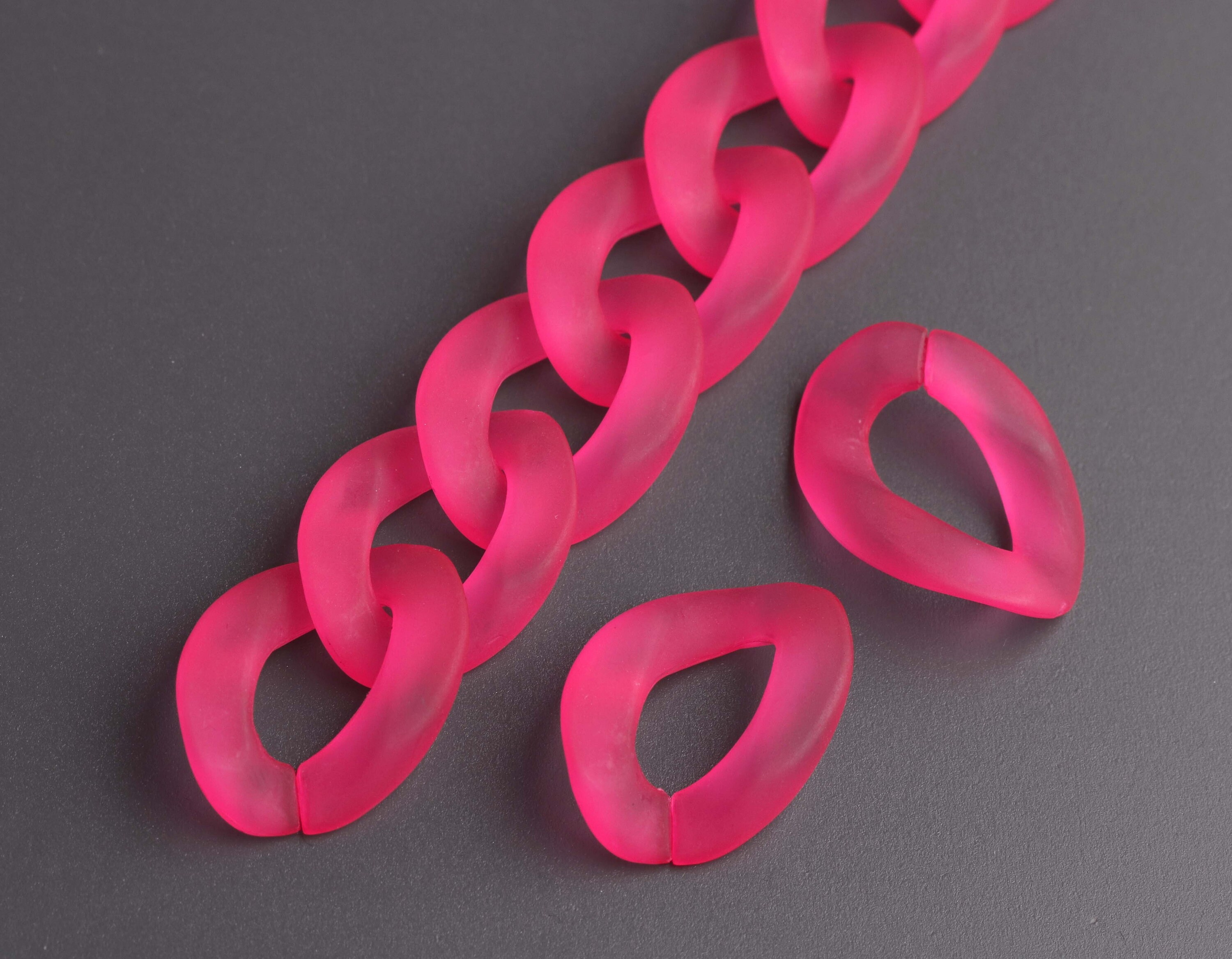 1ft Frosted Neon Pink Plastic Chain Links, 23 X 17mm, Transparent Matte ...