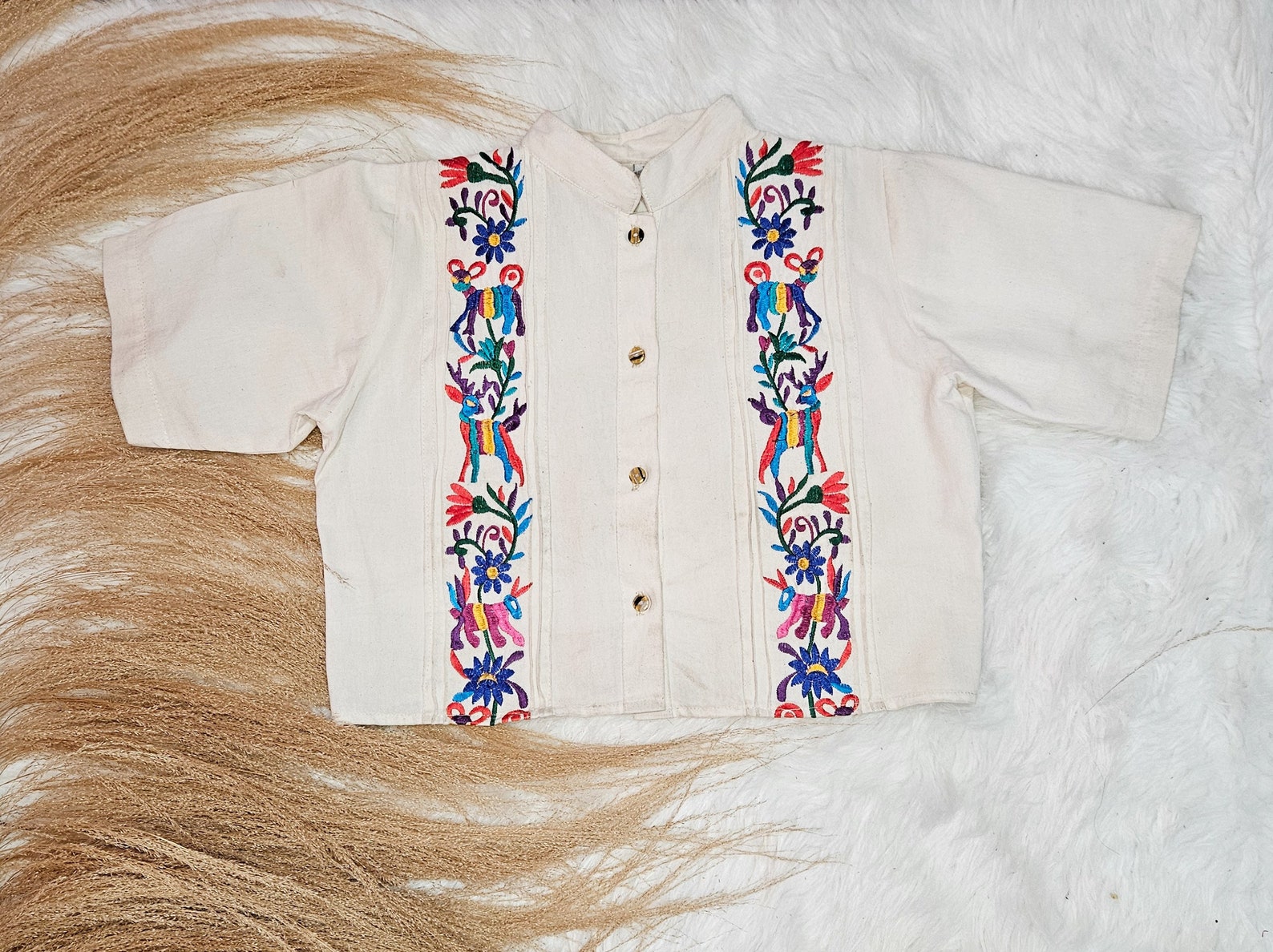 Women's Floral Embroidered Guayabera Crop Top: Mexican Style Shirt - Etsy