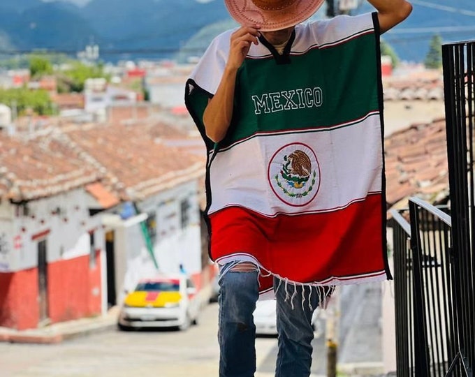 Unisex Mexican Flag Poncho: Traditional Gaban - Etsy