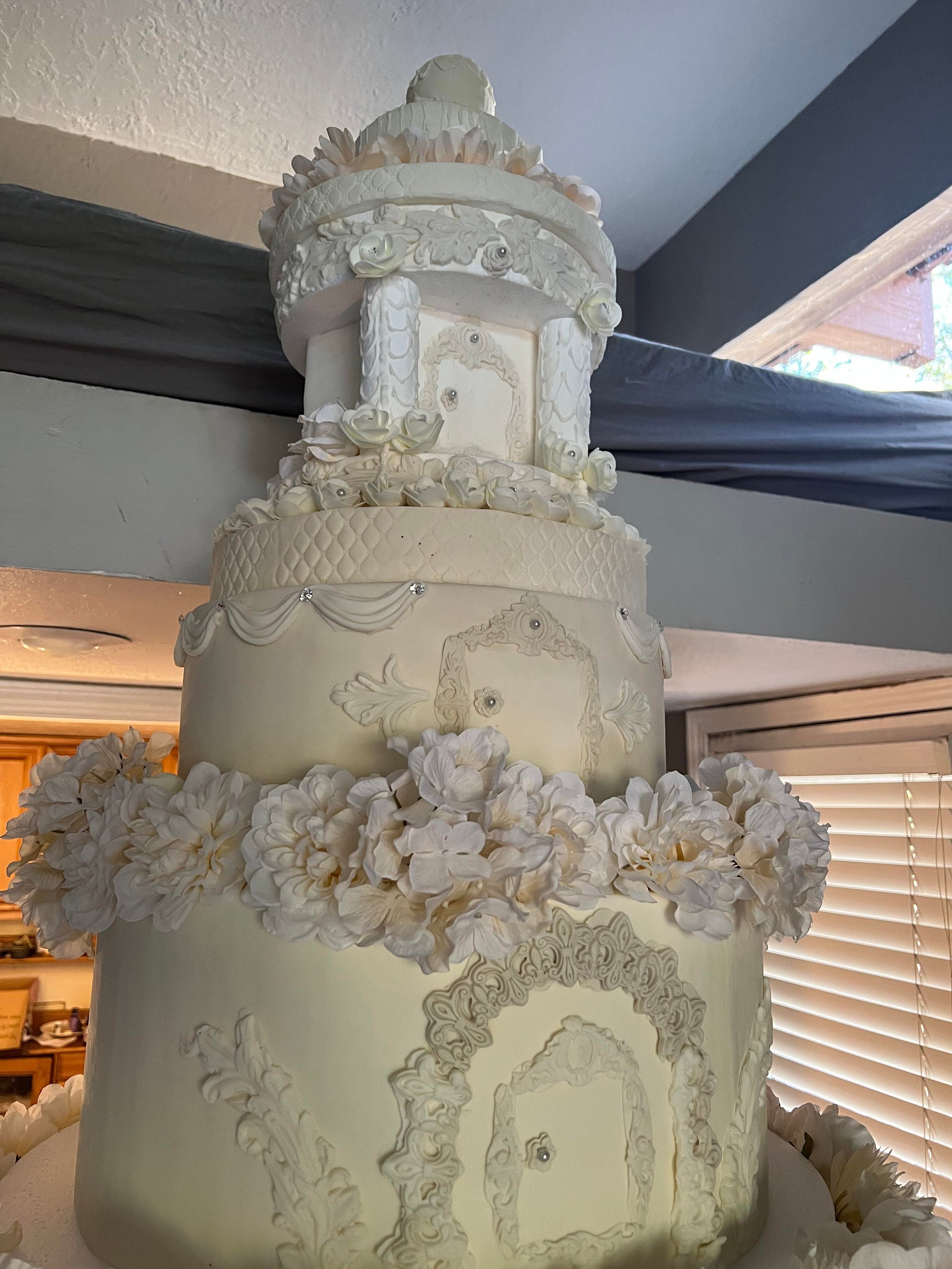 Luxury Castle Cake Dummy: 6-ft Faux Wedding Cake With Flowers - Etsy