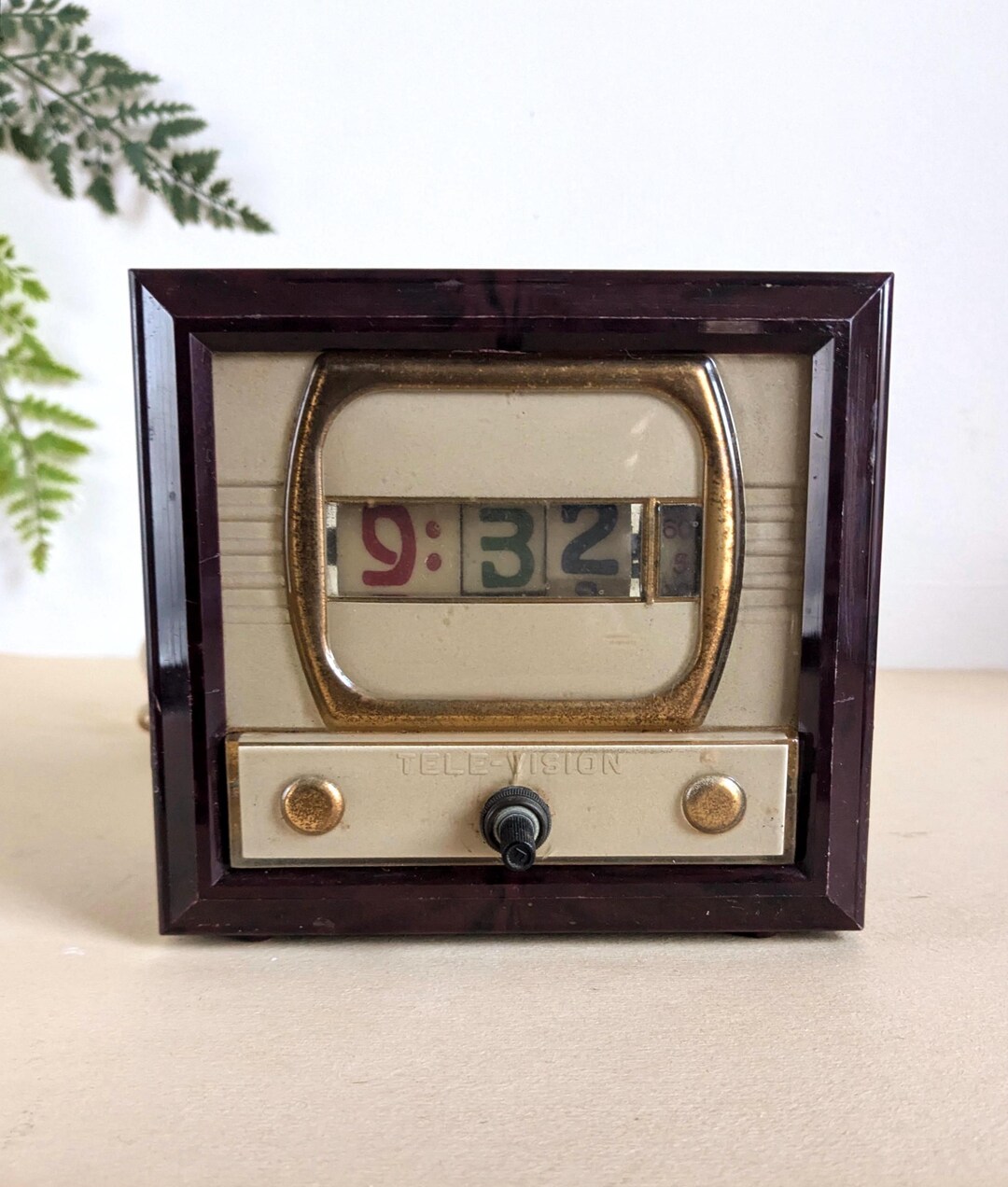 Tele-vision Clock 1956 Early Mechanical Digital Tymeter Numechron Model ...