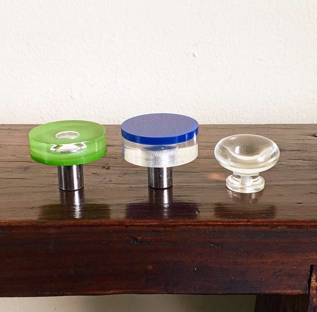 70s Lucite Knobs Clear Blue Lime Green Round Flat Acrylic Drawer Pull Knobs ONE Each - Etsy