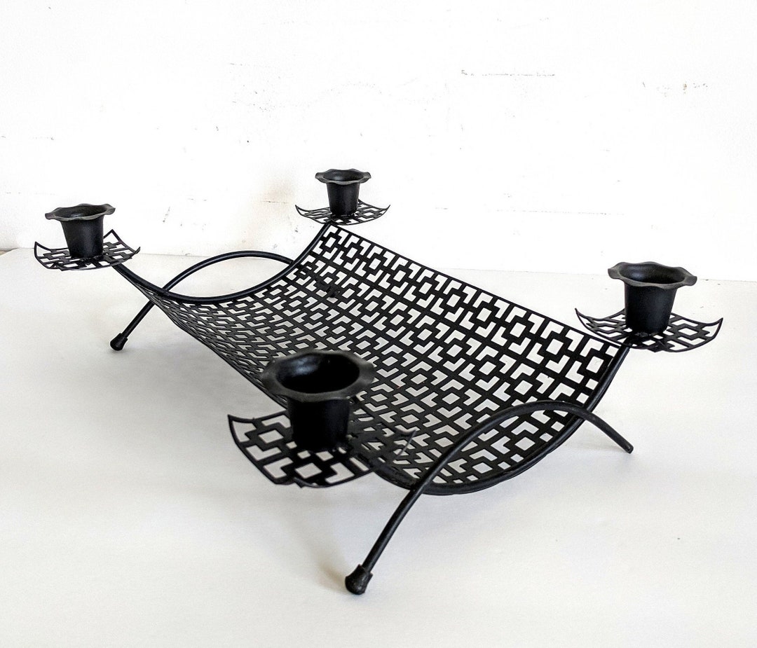 MCM Black Metal Wire Mesh Table Centerpiece Kindling Magazine Yarn ...
