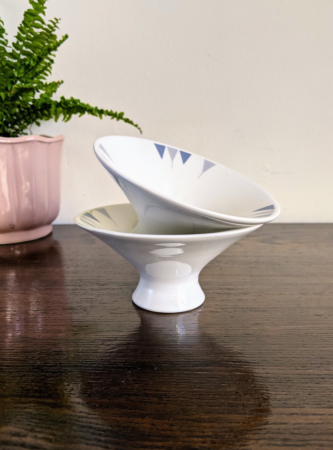 Impromptu Pyramid Bowls by Iroquois Set of TWO MCM Geometric Pedestal ...