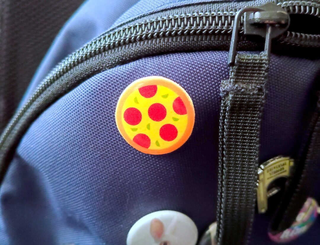 Whole Pizza Pin. Cute Unique Gift for Foodie or Pie Lovers. Handmade ...