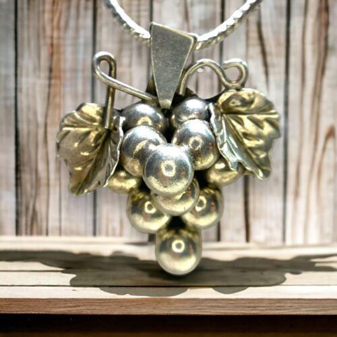 Vintage Sterling Silver 925 Signed Handcrafted Grape Pendant Necklace ...