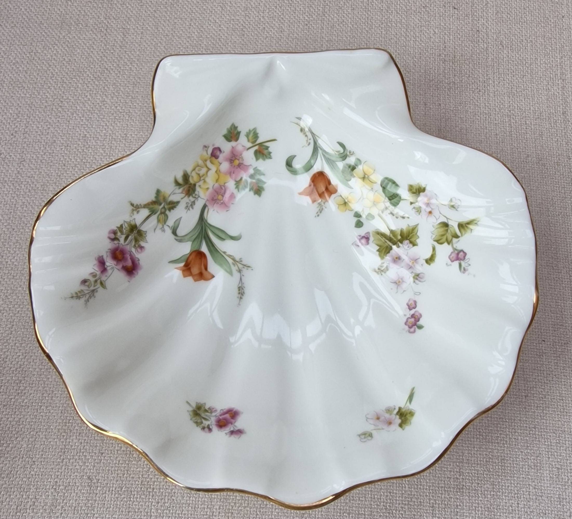 Wedgwood Bone China Selection of Medium Sized Items in - Etsy
