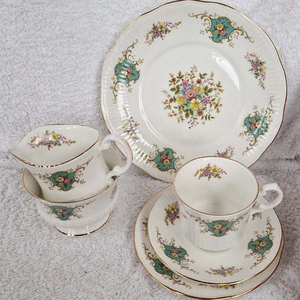 Elizabethan China - Etsy Canada