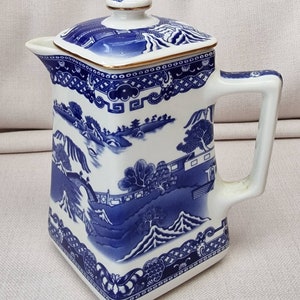 Wade for Ringtons Lidded Hot Water Jug, Willow Pattern - Diamond Shape ...