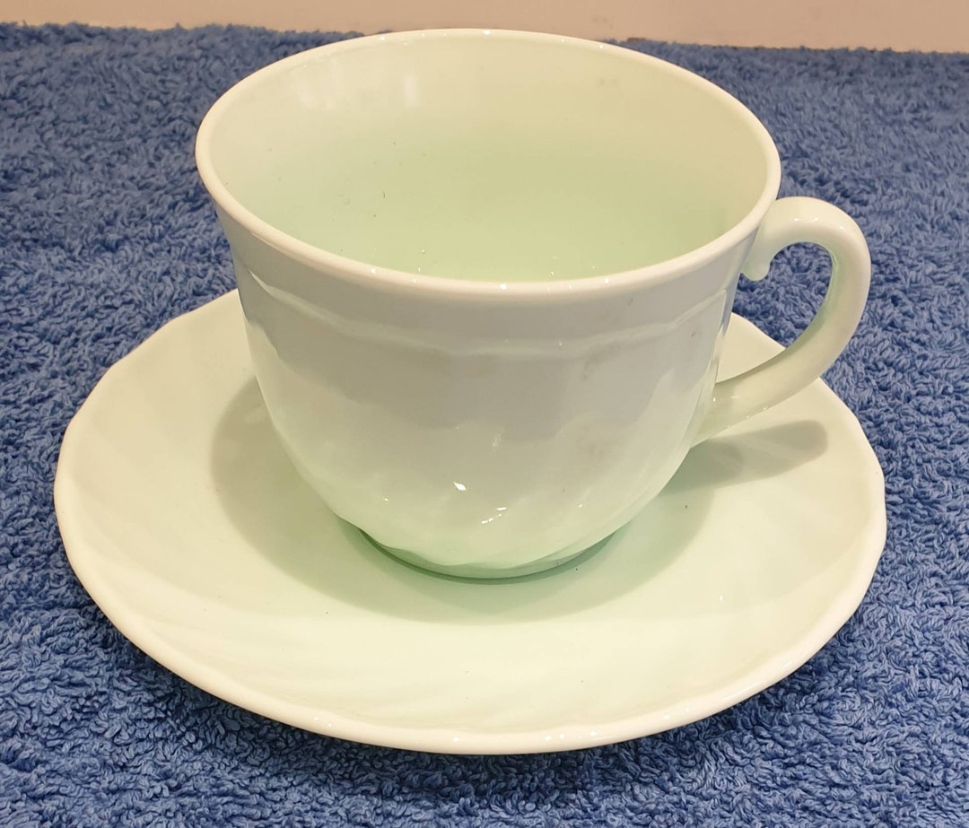 Vintage Arcopal French Glass Tea Cups and Saucers - Wrythen Pattern ...