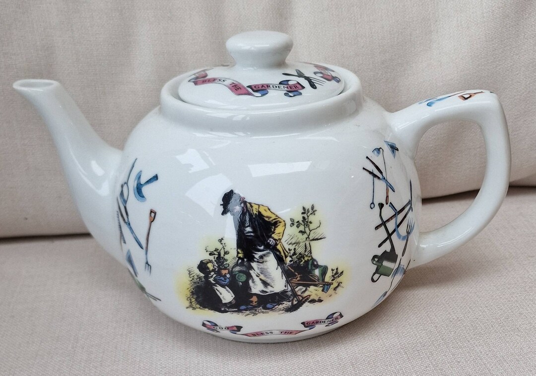 Paul Cardew Pottery Teapot - God Bless the Gardener Pattern - Etsy UK