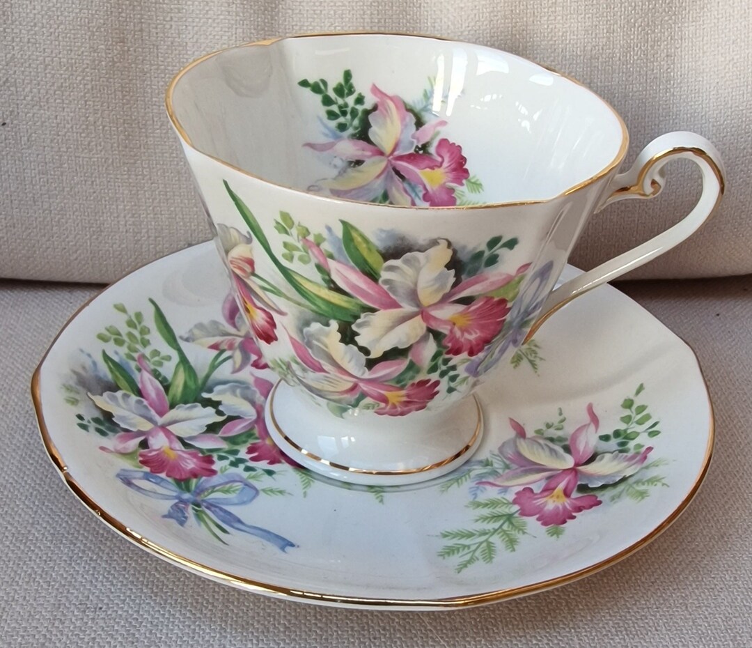 Beautiful Roslyn Bone China Cup and Saucer Sweet Romance - Etsy