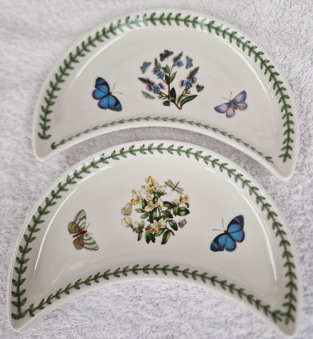 Pair of Portmeirion Pottery Kidney Shaped Side Dishes, Plates Botanic ...