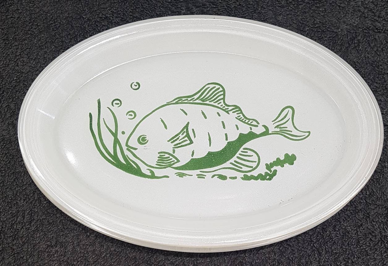Vintage Phoenix Pyrex Set of 7 Glass Plates -fish Plates - Etsy