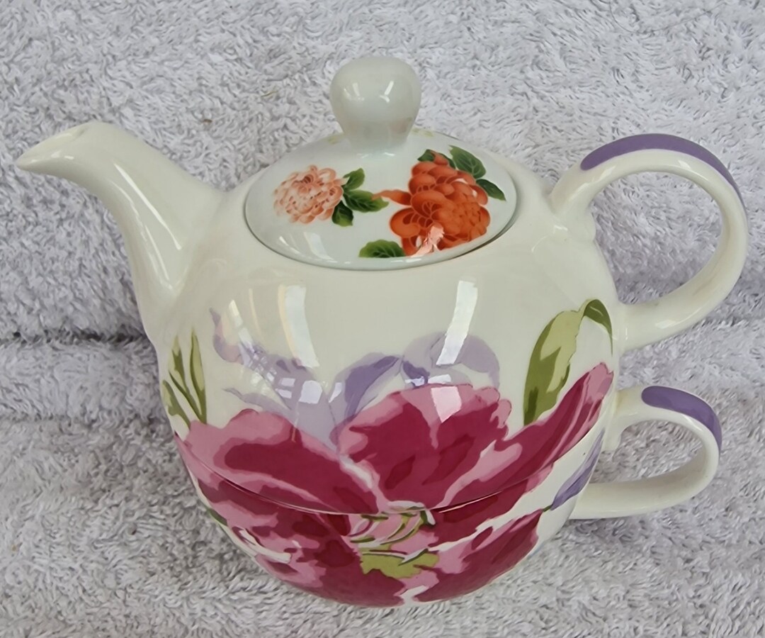 Laura Ashley Fine Bone China One Cup Stacking Teapot With Cup. - Lily ...