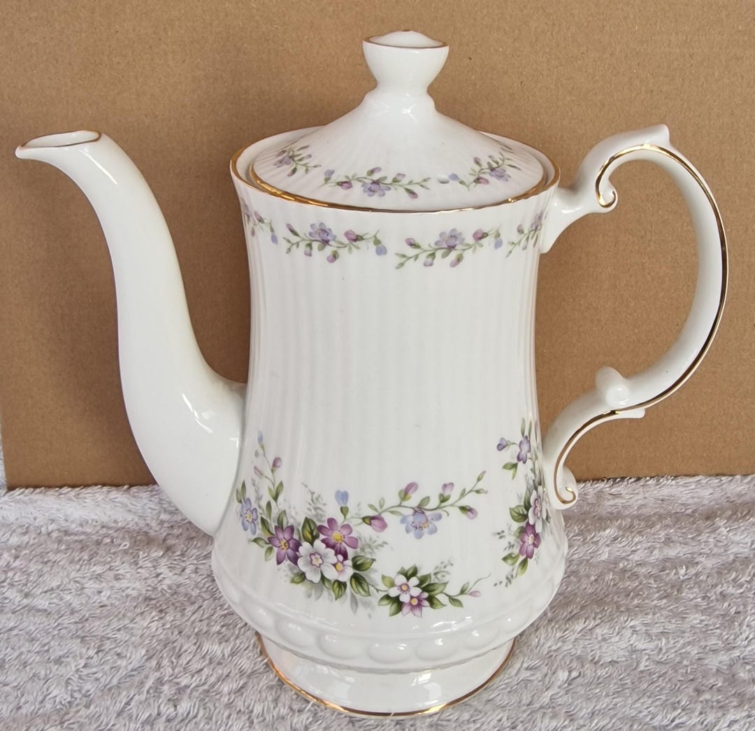 Elizabethan Fine Bone China Footed Coffee Pot - Chantilly Pattern ...