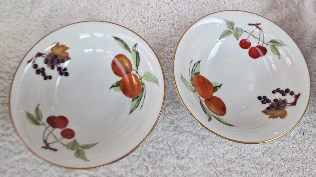 Pair of Royal Worcester Bone China Bowls - Evesham Gold Pattern - Etsy