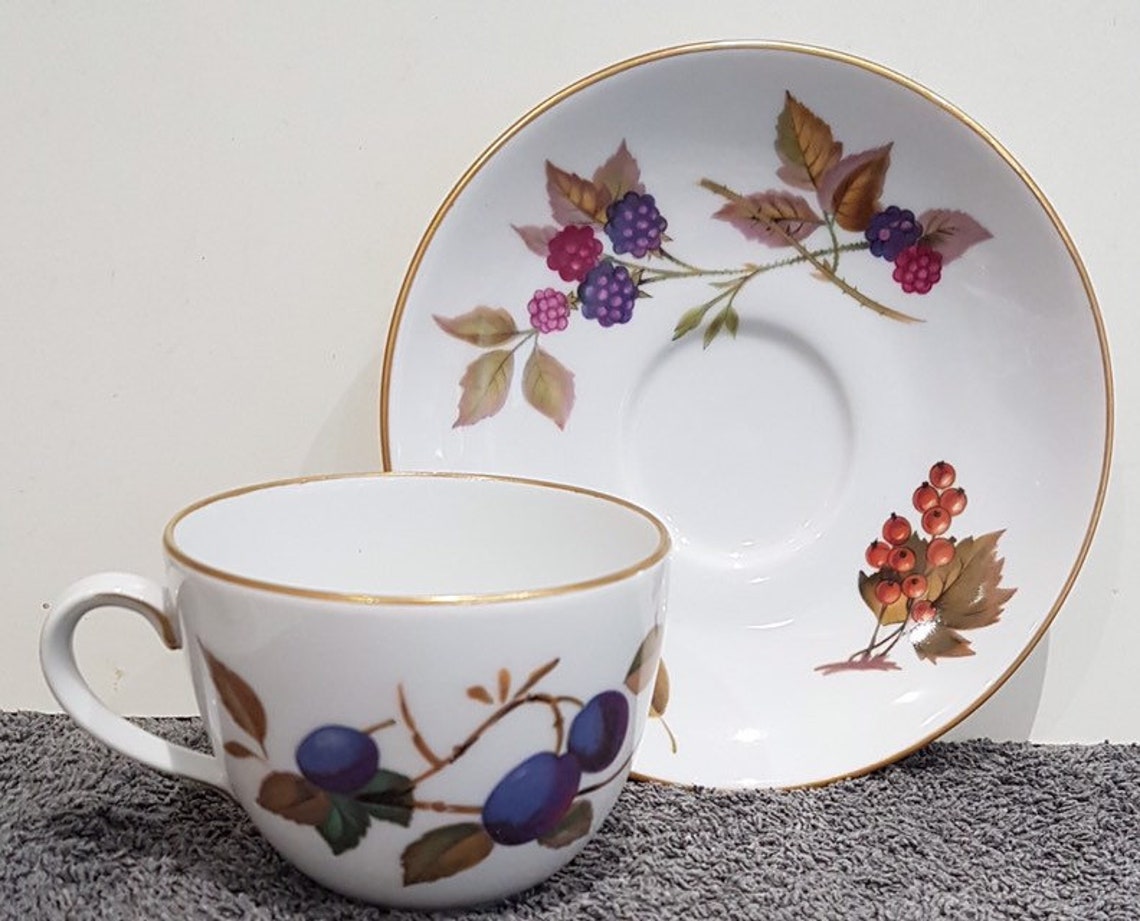 Pair of Royal Worcester Cup and Saucer - Evesham Gold - Etsy UK