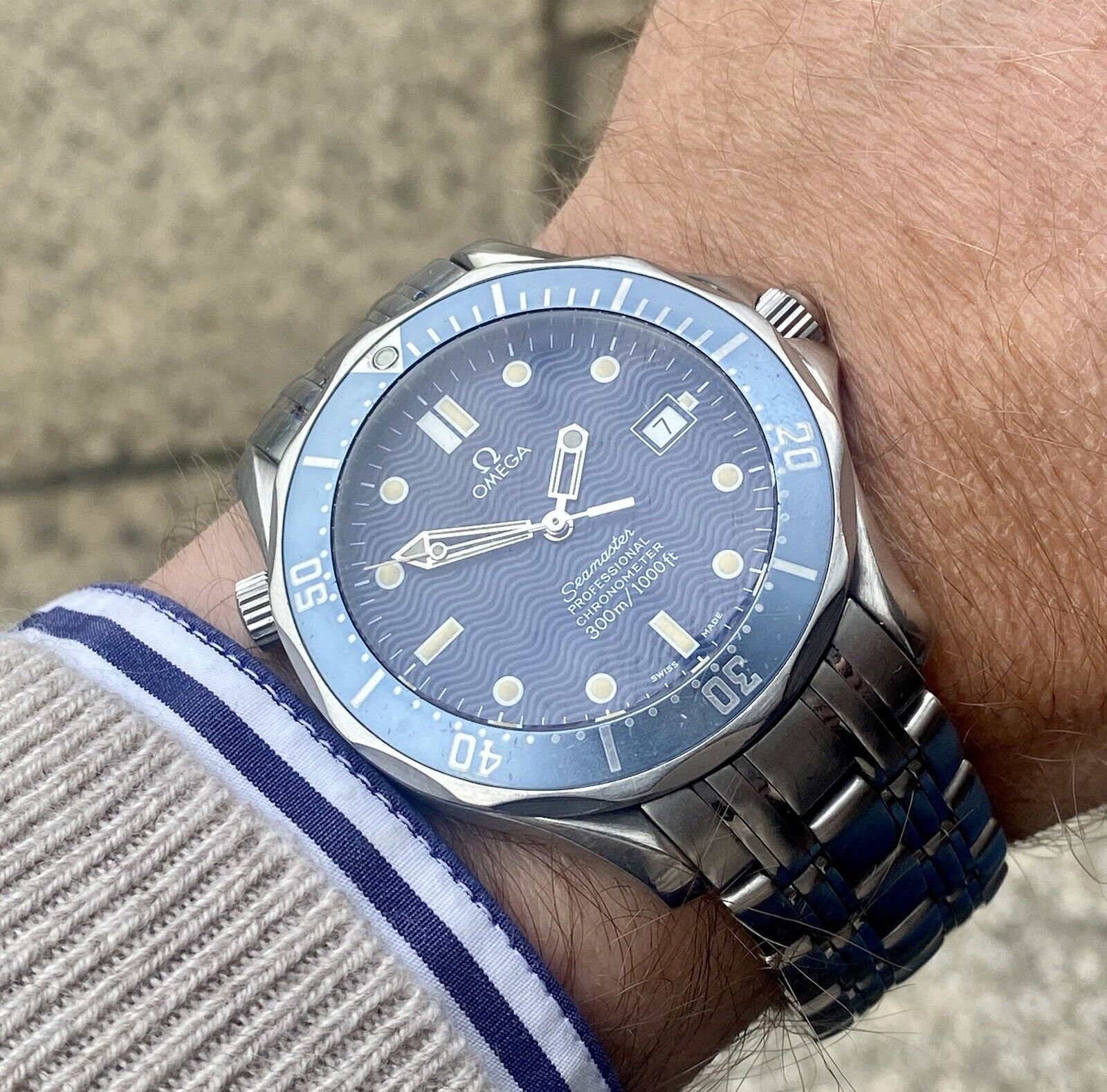 OMEGA007 Pierce Brosnan Was The First James Bond 007 To Wear An Through ...