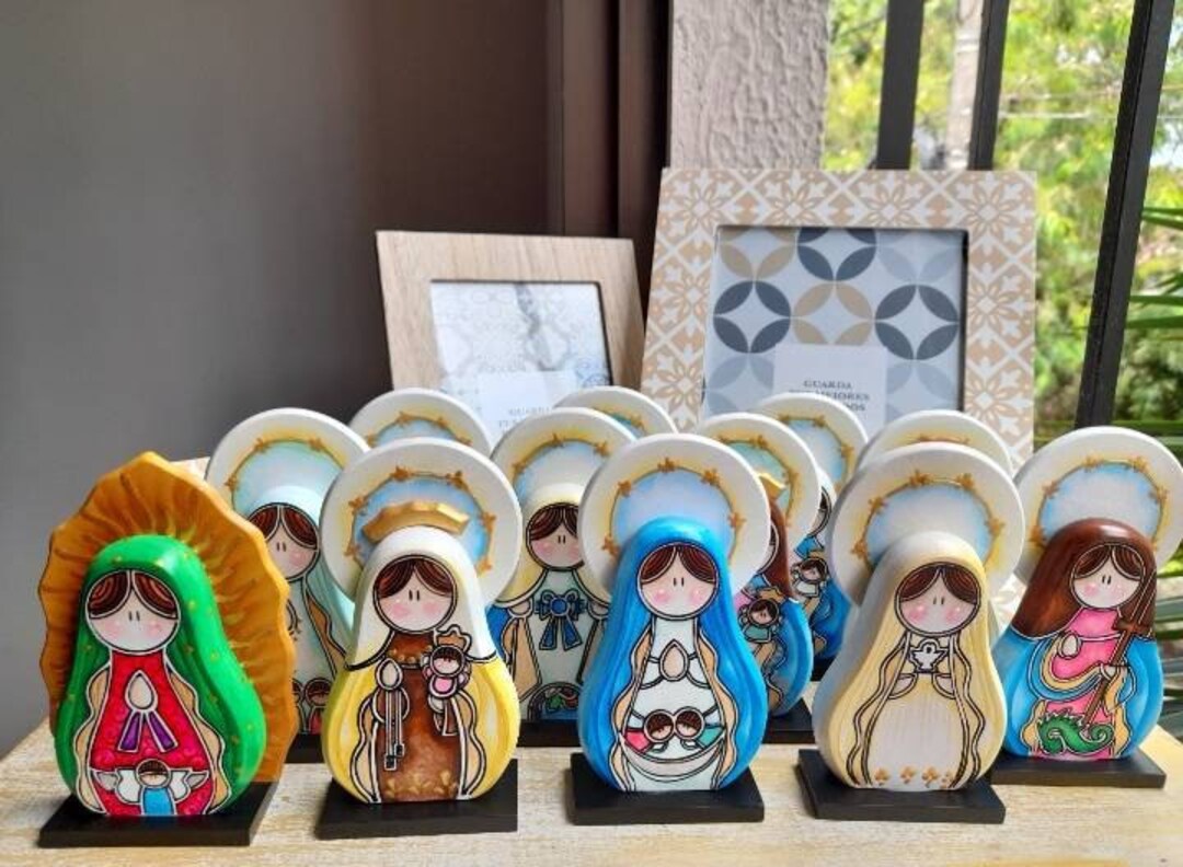 Small Virgins to Give at Your Religious Events, Little Virgin Girls ...