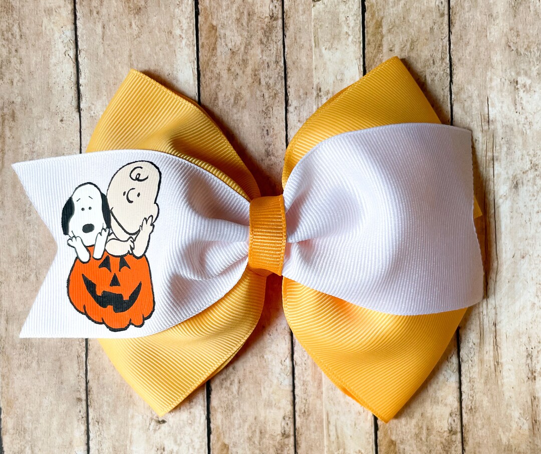 Snoopy and Charlie Brown Hand Painted Hair Bow Snoopy - Etsy