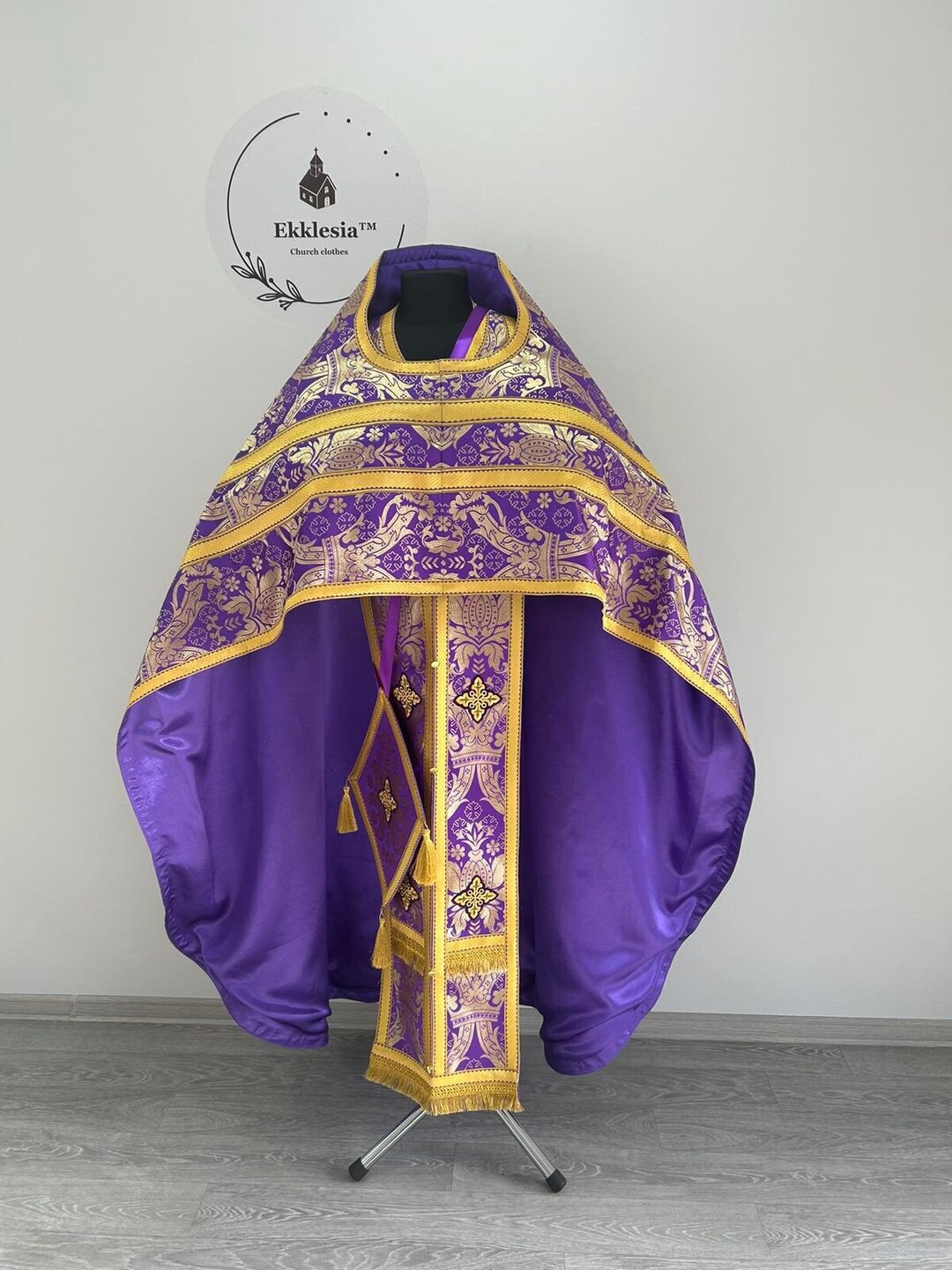 Slavic Style Vestments in Jerusalem Brocade Priest Vestments Clothes ...