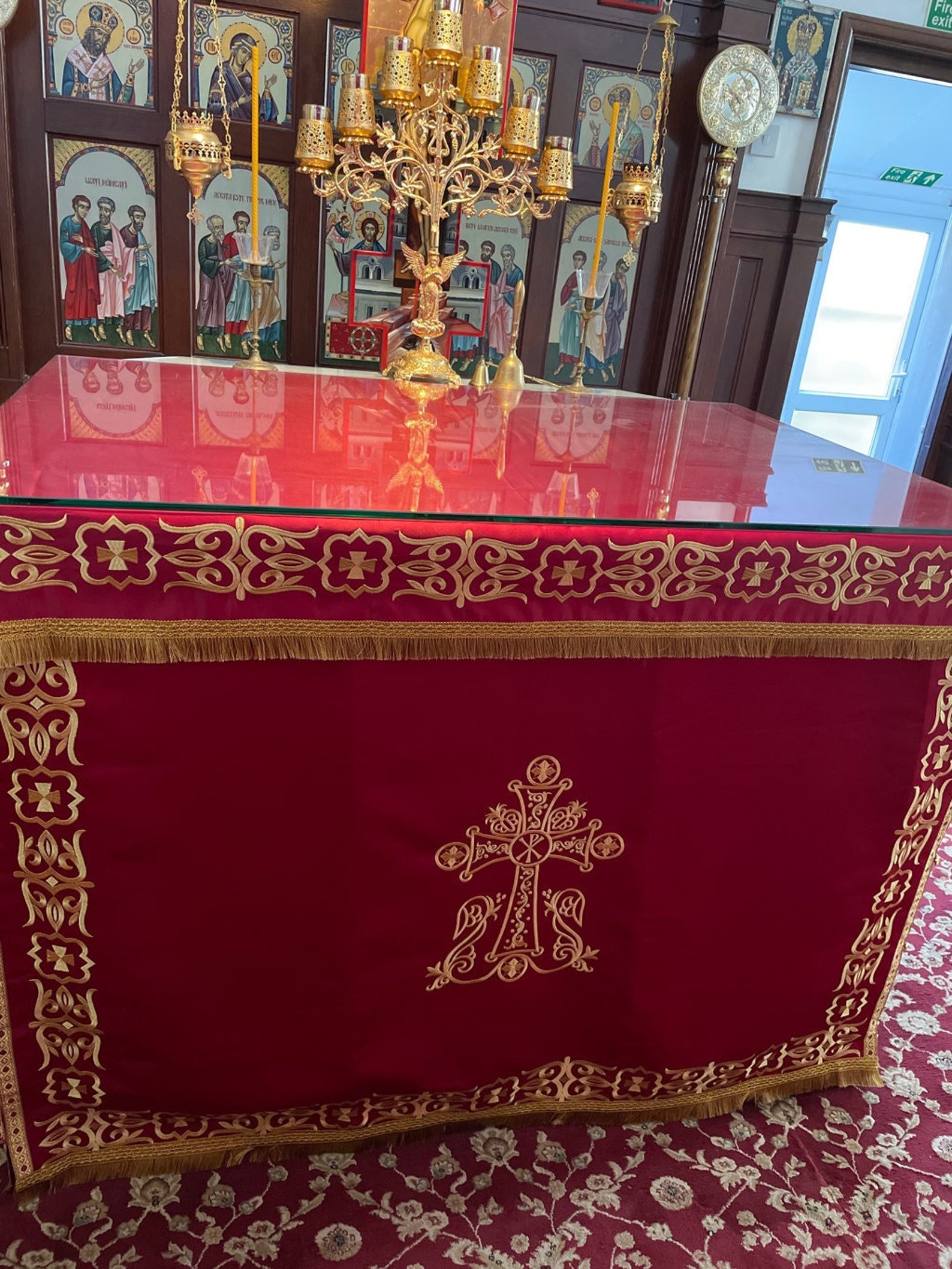 Altar Cover - Covers for the Altar Table - Vestment on the Throne and ...