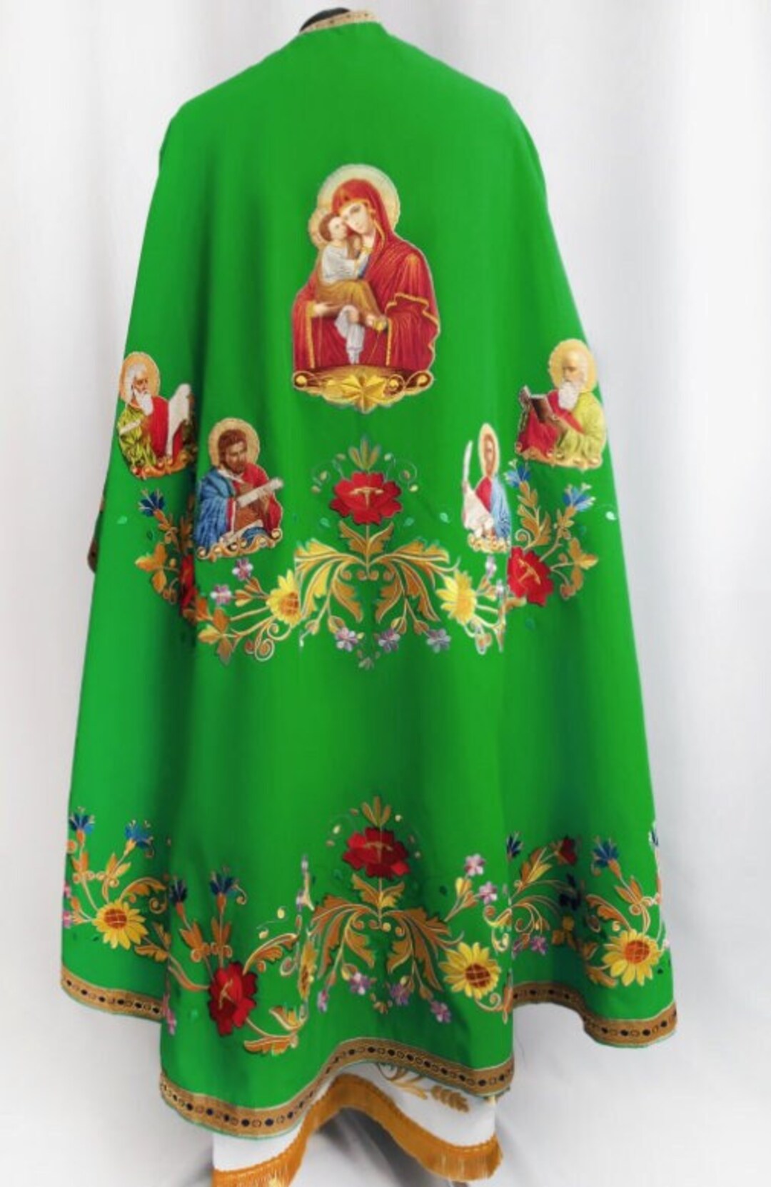 Conjunto de vestimenta de sacerdote bordada Túnicas de sacerdote Ropa ...