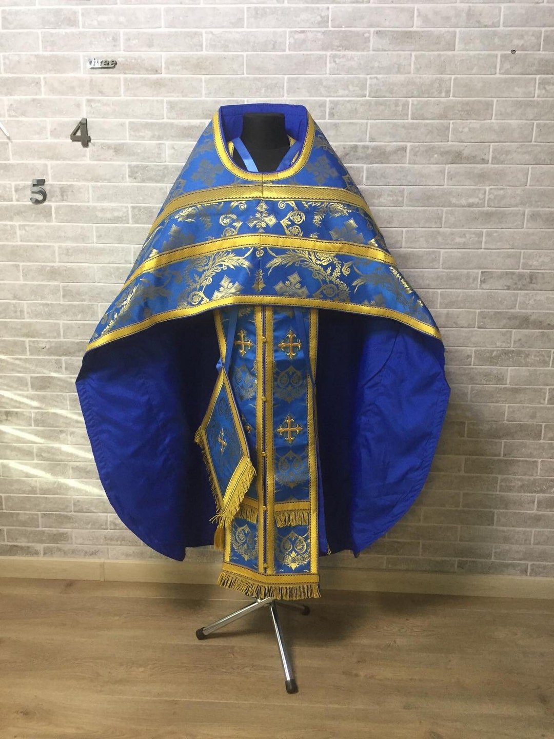 Slavic Style Vestments in Colosseum Brocade - Priest Vestments ...
