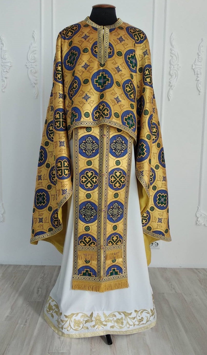 Priest vestment Priest robes Clothes for priests sacred | Etsy