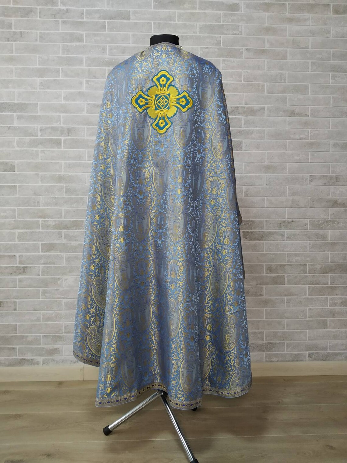 Blue Vestment in Angel's Brocade - Orthodox Vestments - Liturgical ...