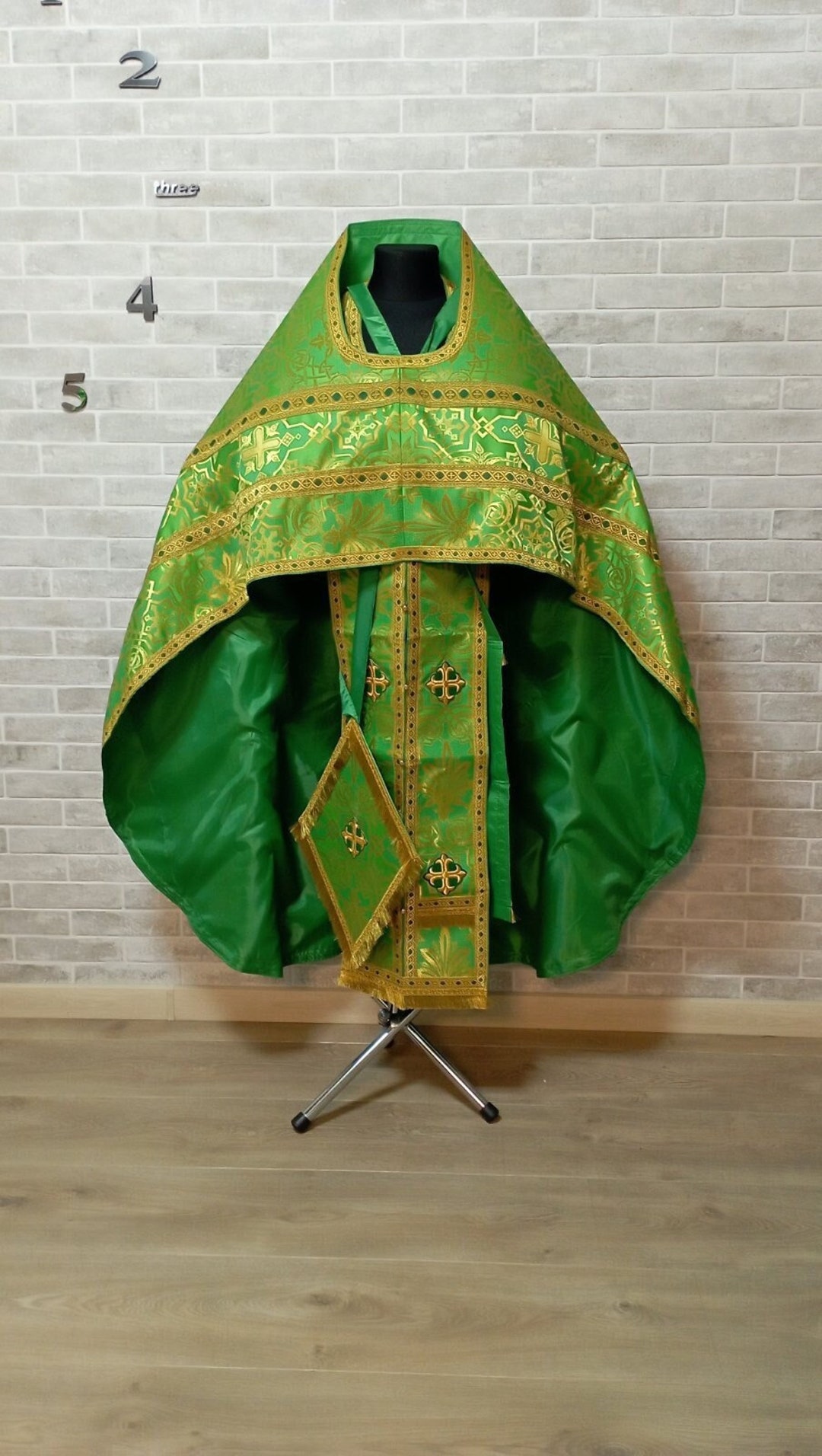 Green Russian Style Vestments in Brocade Priest Vestments - Etsy