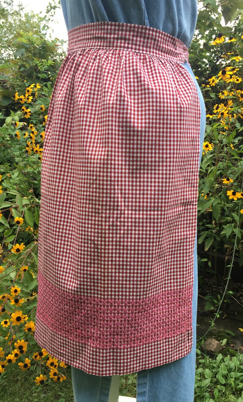Beautiful Vintage RED 1/8 Gingham Half Apron Handmade | Etsy