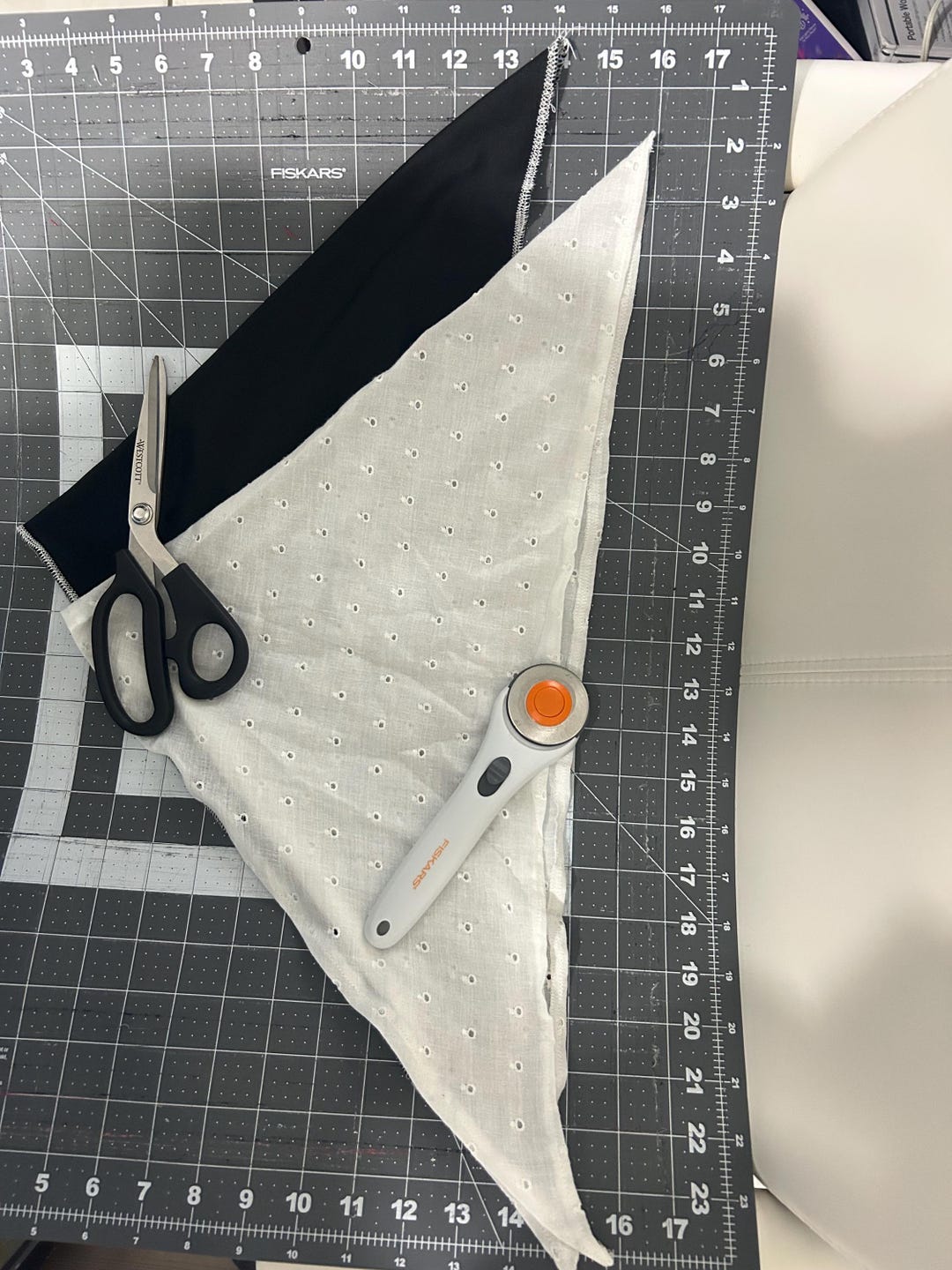 5 Triangular Cotton Bandanas Standard Size 34x23x23 - Etsy