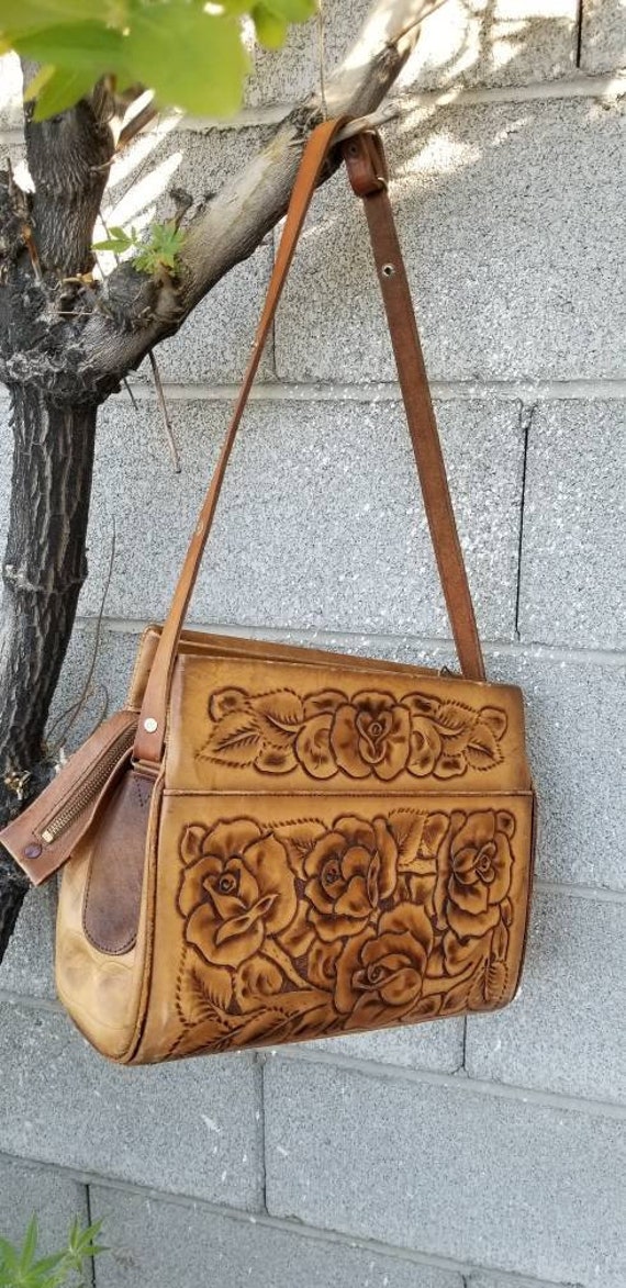 Vintage purse etched leather - Gem