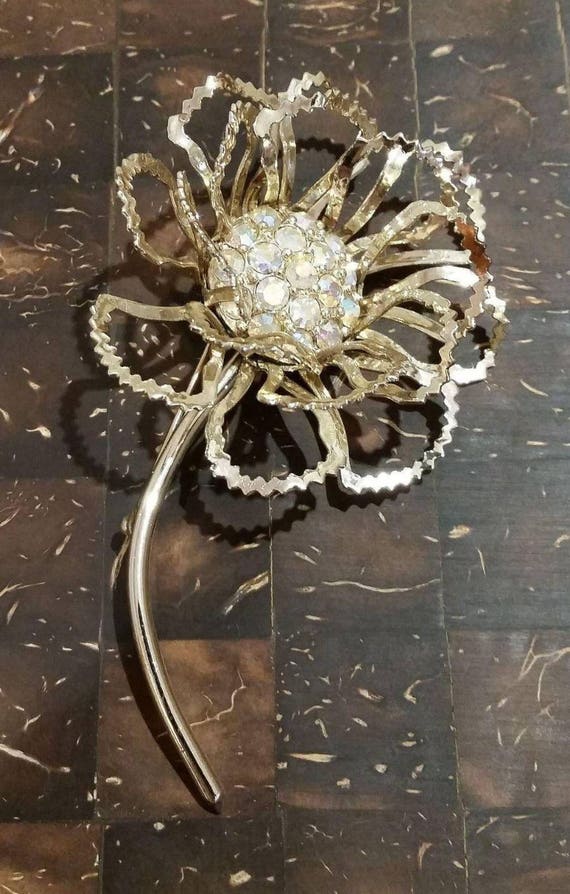 Vintage Sarah Coventry Flower Brooch "Allusion" - Gem