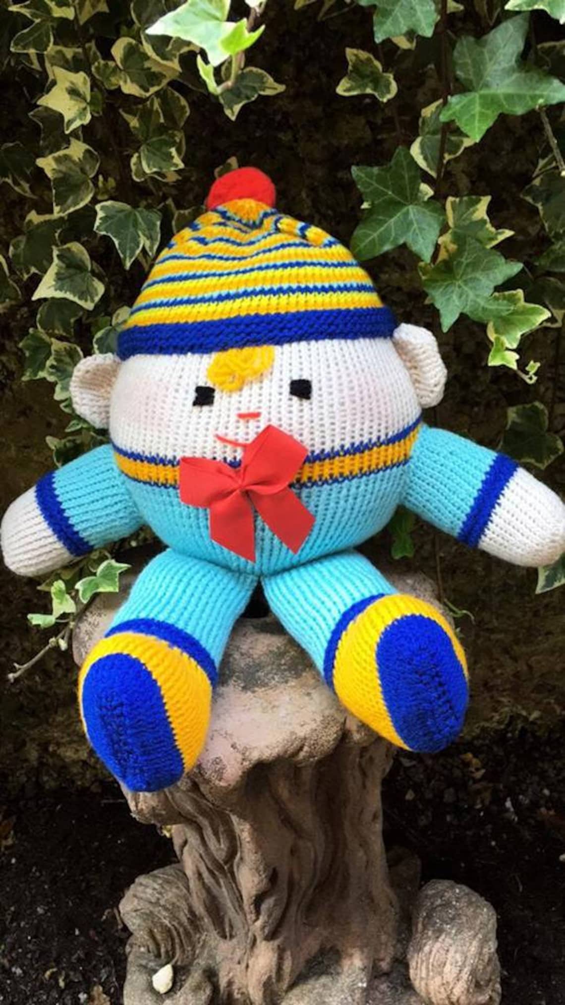 Knitted Humpty Dumpty Boy and Girl, Knitted Toys, Kittens, Pillow, Jean ...