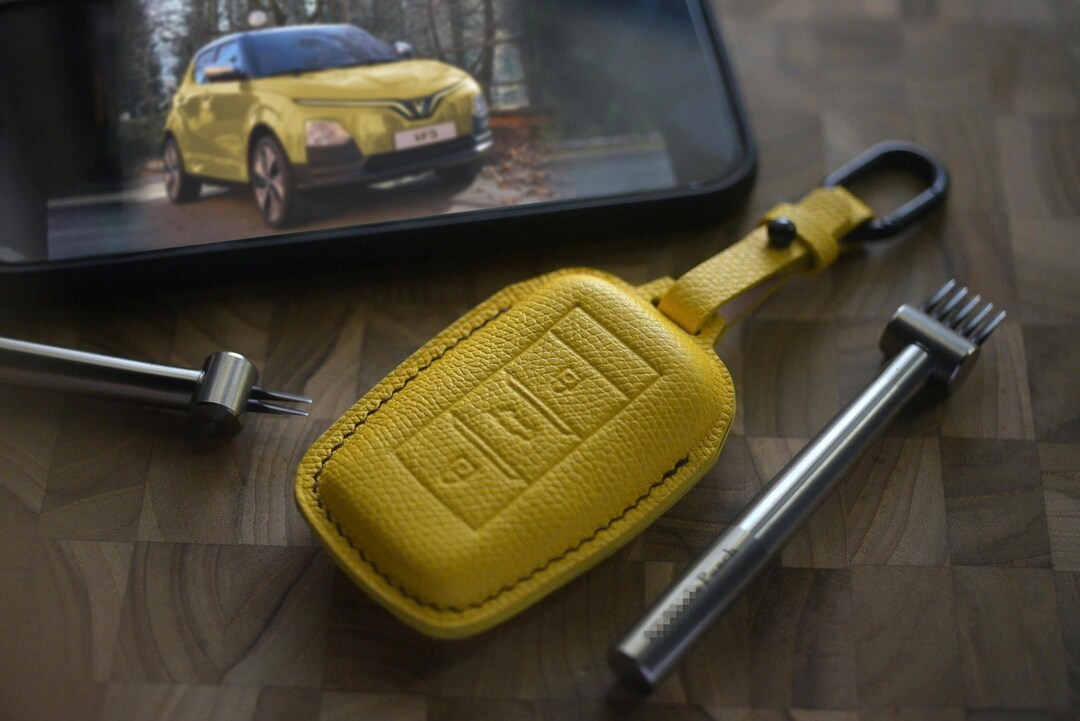 Vinfast VF5 Leather Key Case, Vinfast Key Fob Case, Vinfast Keychain ...
