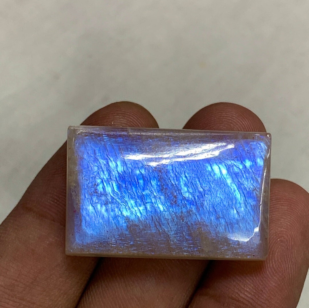 Great 4A Quality African Rainbow Moonstone Rare Natural Blue Flashy ...