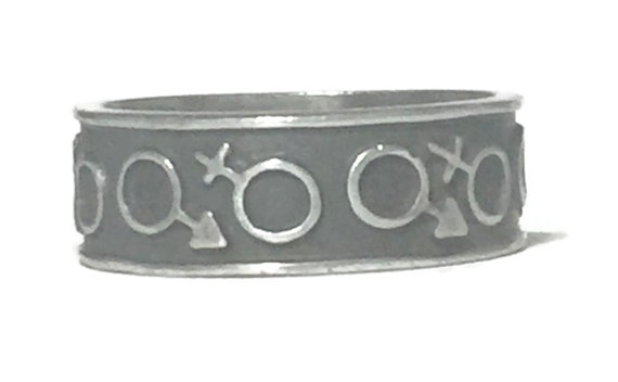 Vintage Female Symbol Ring Size 9 Female Symbol Band … - Gem