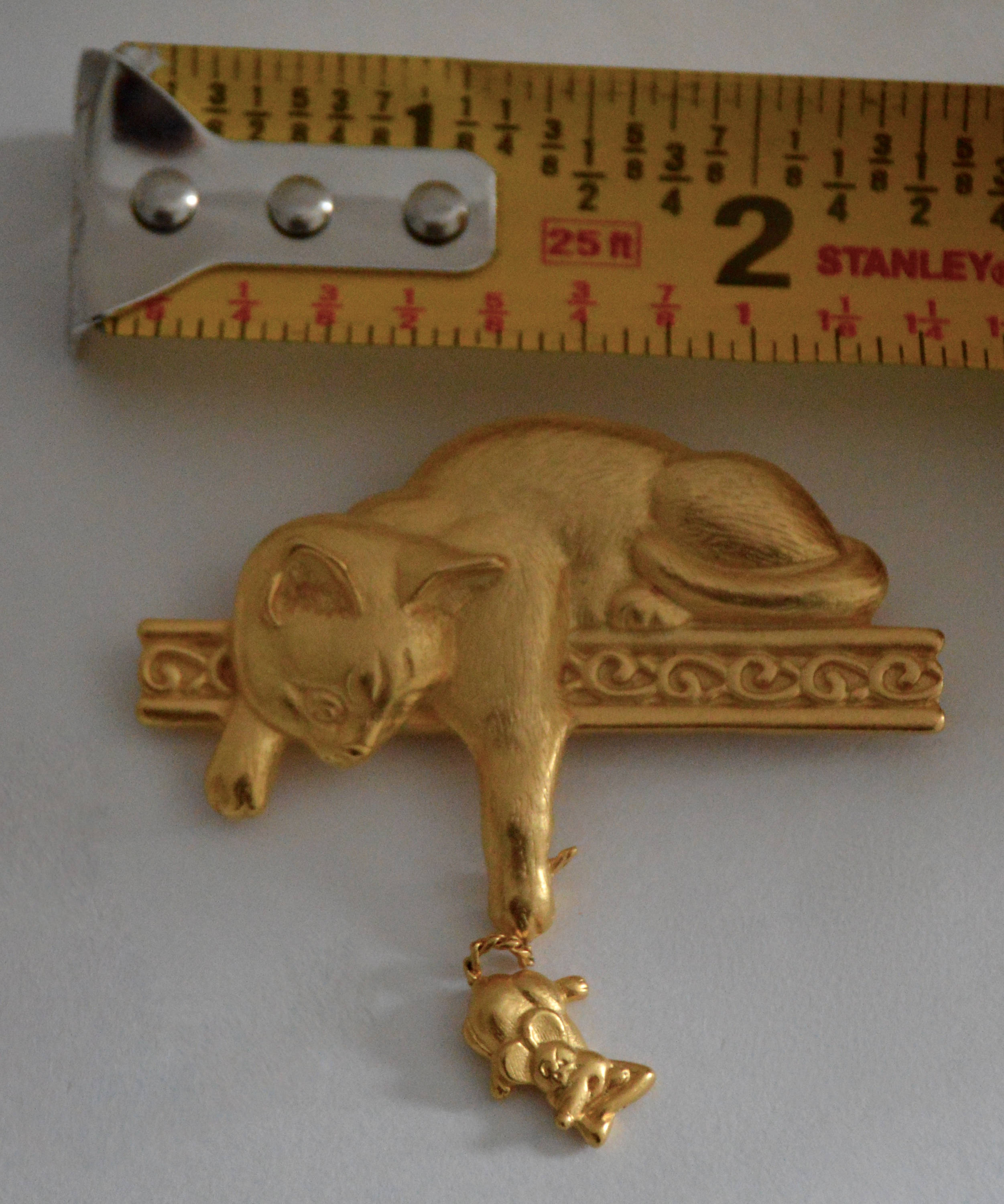 1990s Vintage Cat and Mouse Gold Pin - Etsy