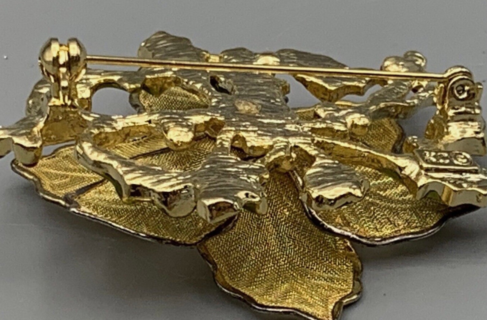 Vintage Vintage Signed KC Kenneth Cole Gold Tone Mesh Christmas ...